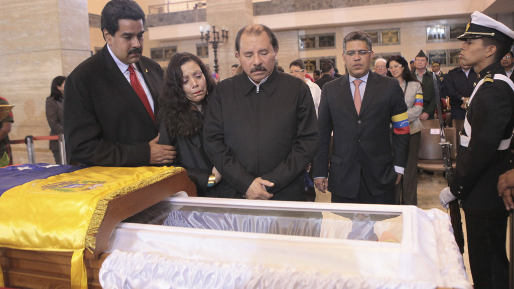 Crowds gather for funeral of Hugo Chavez – Channel 4 News